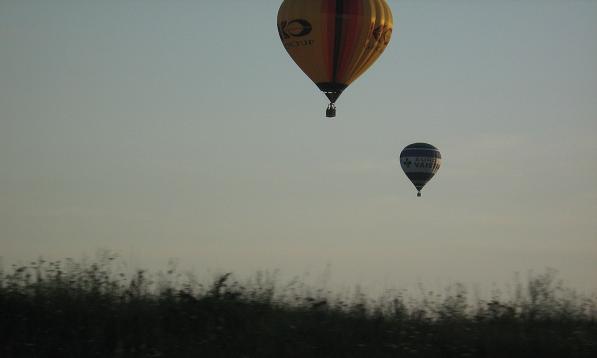 Oro balionai - Miestai ir architektūra