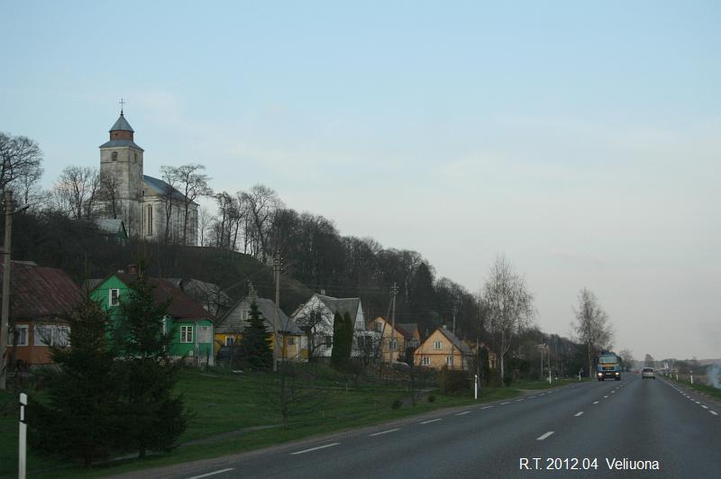 Veliuona, miestelis Jurbarko r. - Miestai ir architektūra
