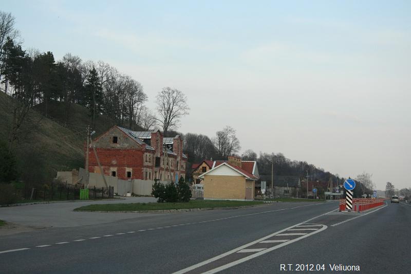 Veliuona, miestelis Jurbarko r. - Miestai ir architektūra