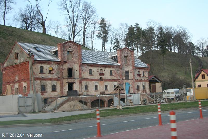 Veliuona, miestelis Jurbarko r. - Miestai ir architektūra