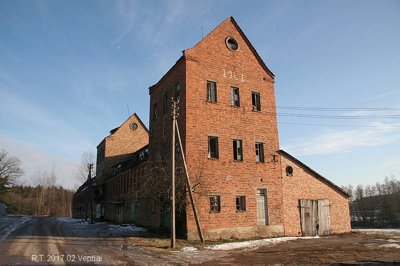 Vepriai*, miestelis Ukmergės r. - Miestai ir architektūra