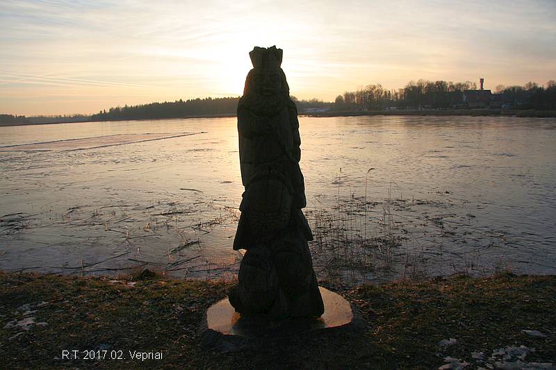 Vepriai*, miestelis Ukmergės r. - Miestai ir architektūra