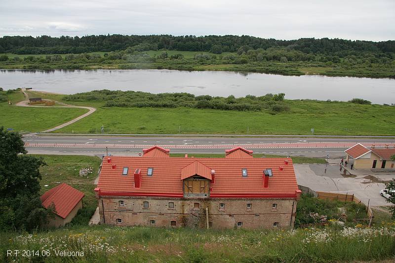 Veliuona, miestelis Jurbarko r. - Miestai ir architektūra