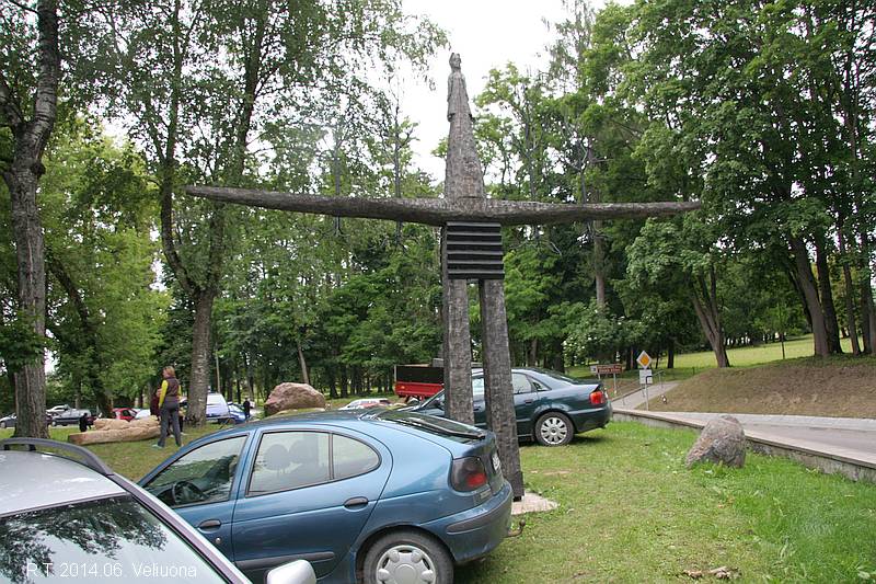 Veliuona, miestelis Jurbarko r. - Miestai ir architektūra